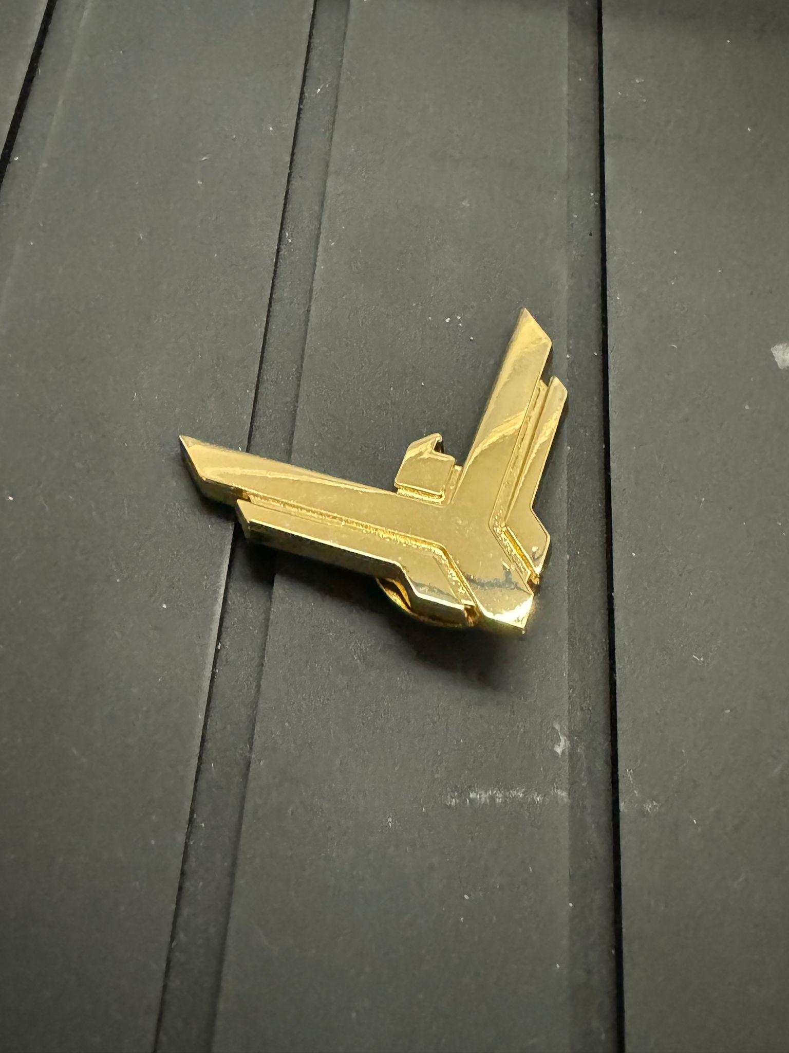 THE BEST Fan Made House Duke Falcon Chest and Collar Pins Prop Replica ...