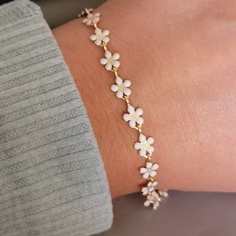Multicolour Flower Charms Bracelet Gold Plated Yellow White - Etsy