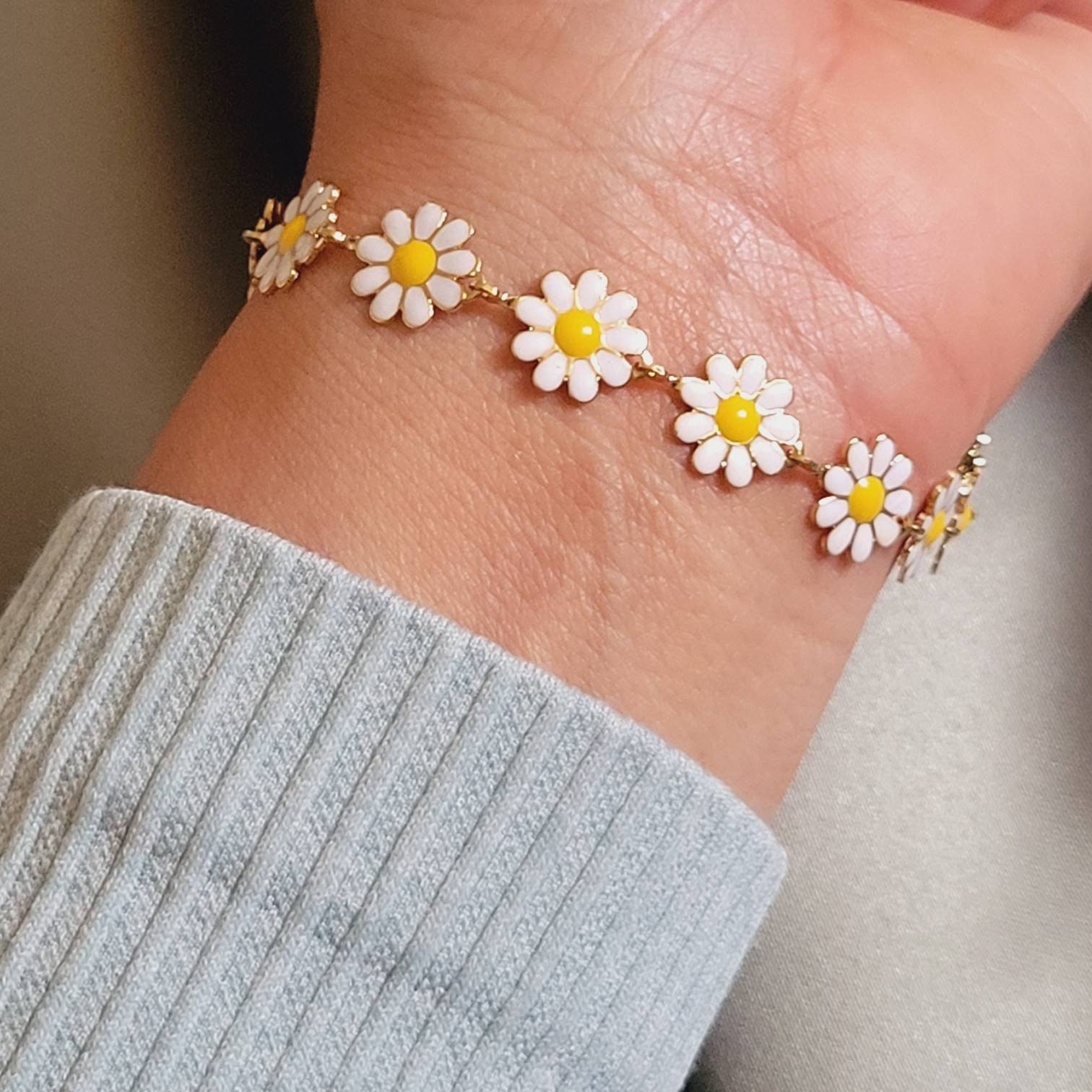 Multicolour Flower Charms Bracelet Gold Plated Yellow White - Etsy