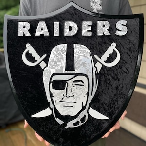 Las Vegas Raiders Black Velvet LED Sign - Etsy