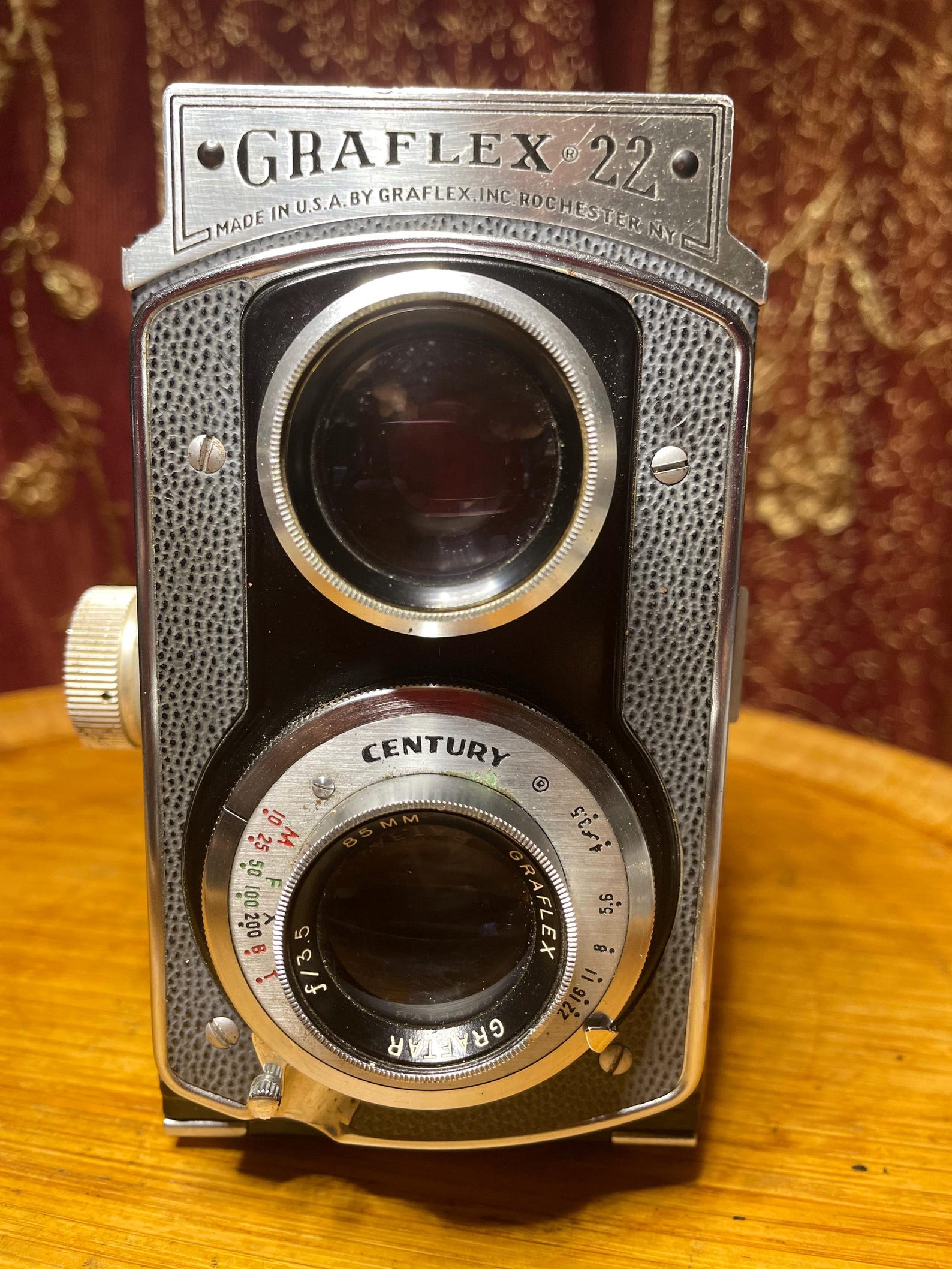 GRAFLEX 22 Model 200 Twin Lens Reflex Camera W/ Graflex Optar 85mm F3.5 ...