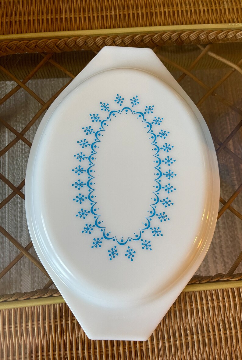 Vintage Pyrex Blue Snowflake Garland Small Casserole Dish 473 - Etsy