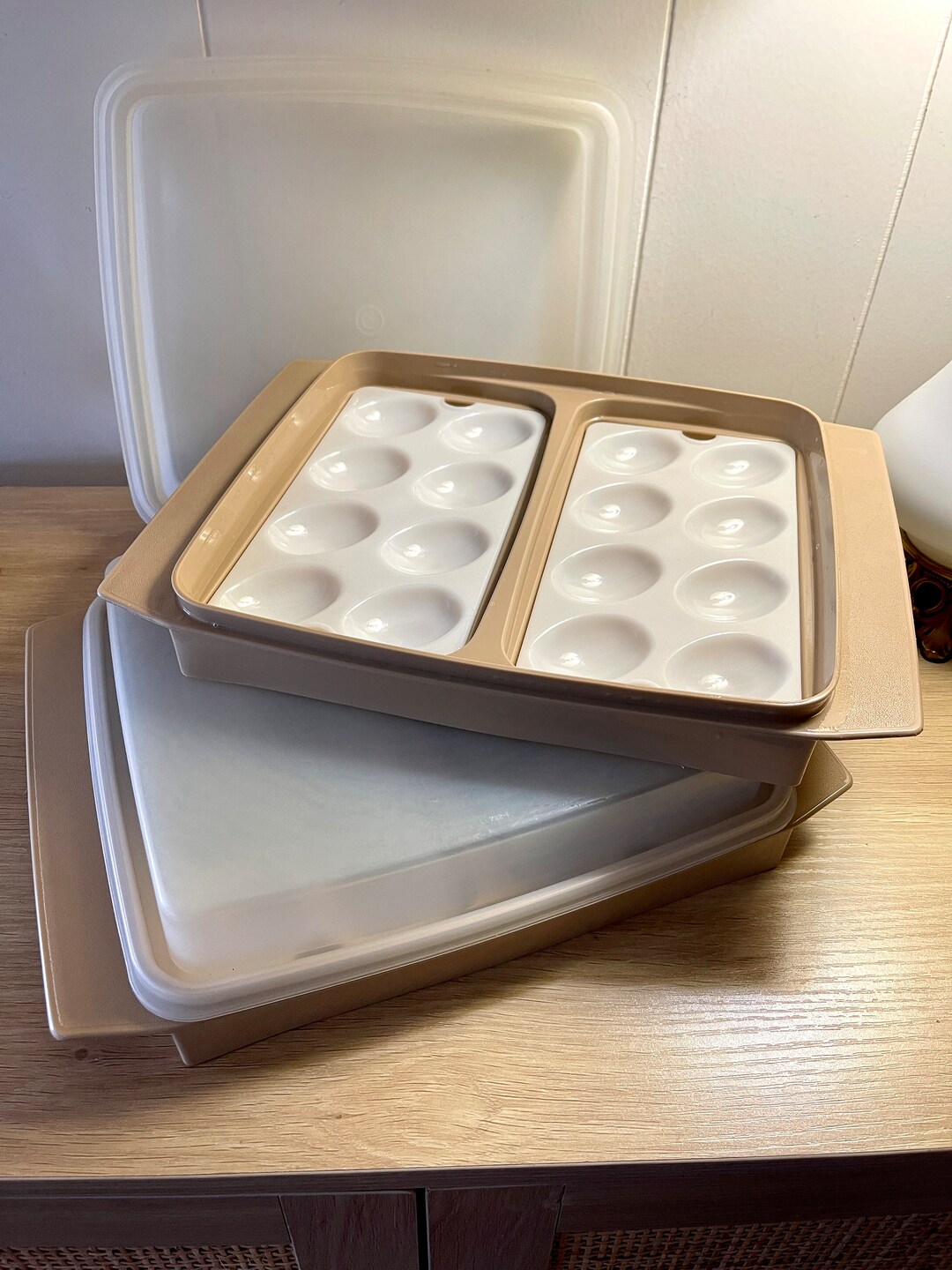 Vintage 80s Tupperware Egg Keeper 723 4 Piece Set Retro Picnic Storage ...