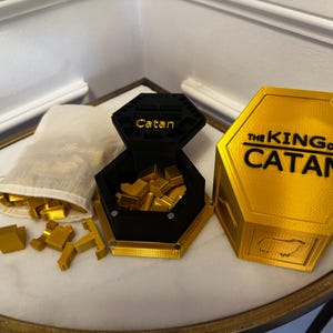 Catan Traveling Trophy W/ Gold Pieces - Etsy