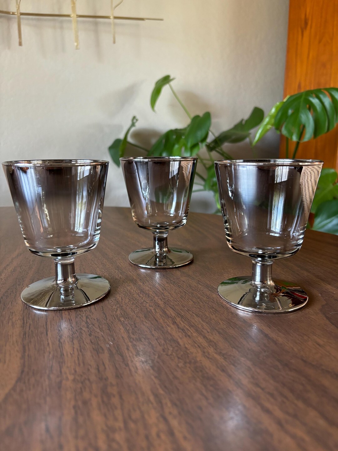 Vintage Ombre Silver Fade Lusterware Dorothy Thorpe Barware Tall ...