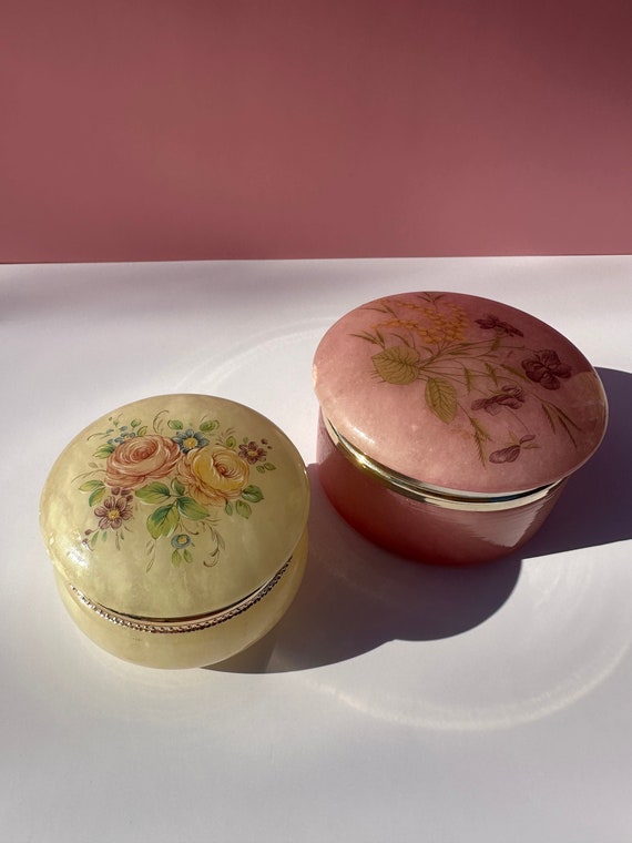 Italian alabaster jewelry box - Gem