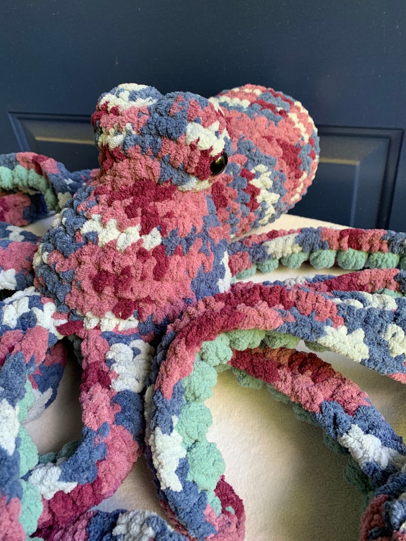 Handmade Giant Octopus | Crochet | Sea Creature | Gift - Etsy