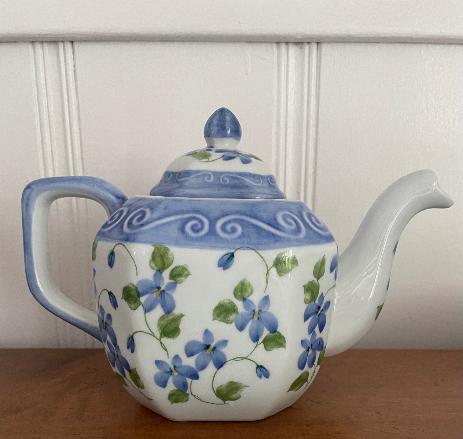 Vintage Andrea Sadek Blue Floral Teapot 100cl Collectible - Excellent ...