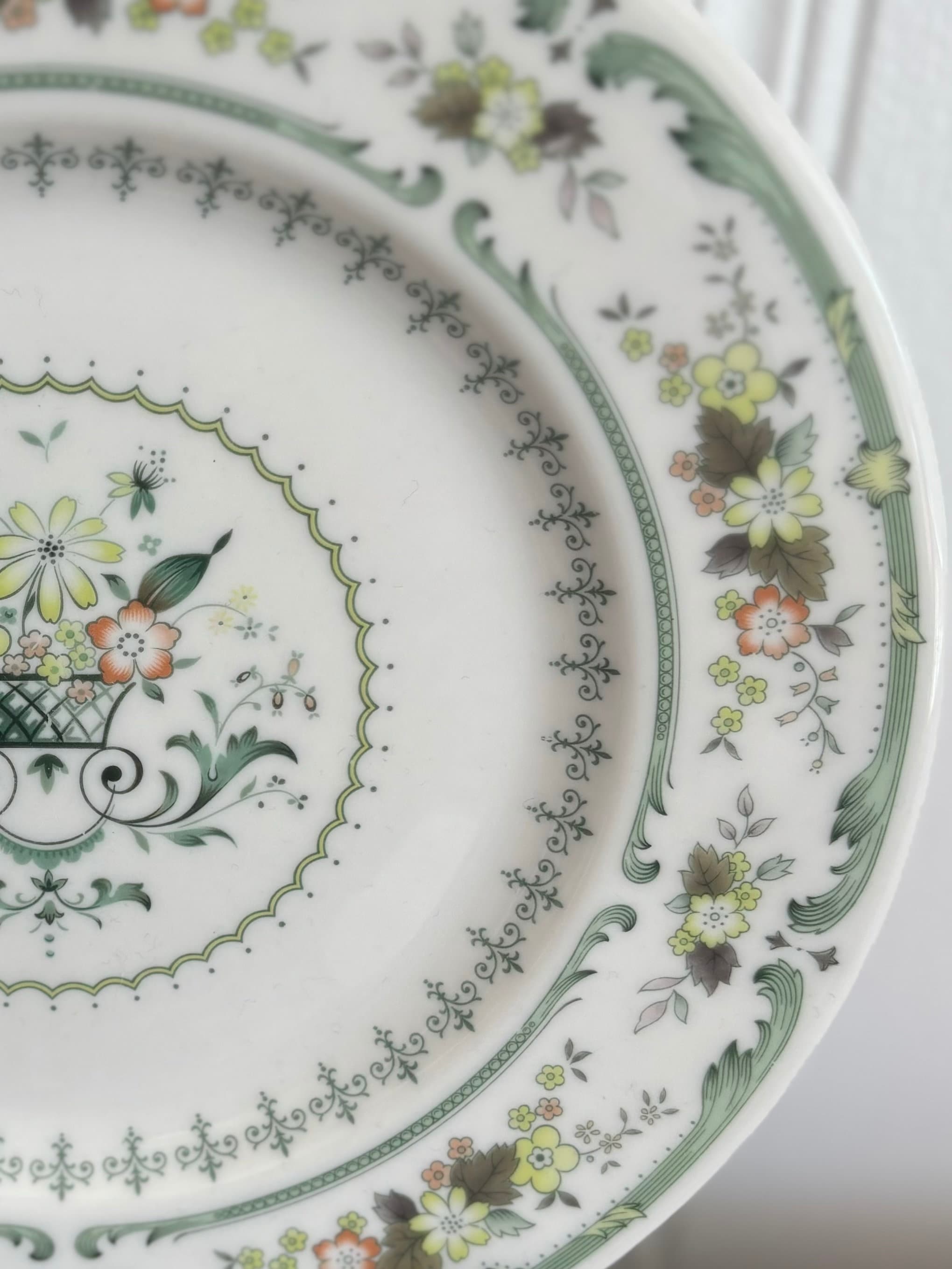 Vintage Royal Doulton Provençal English Translucent China Salad/lunch ...