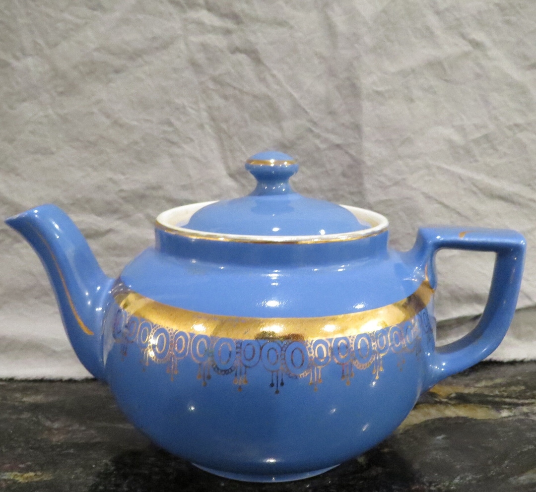 Vintage Hall Pottery Teapot W/lid 6 Cups Blue and Gold Made in the USA ...