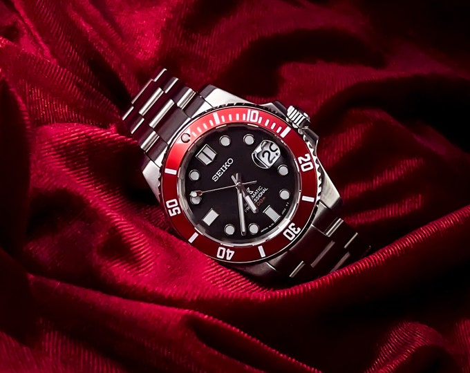 Custom Seiko Imperial Black and Red Submariner - Etsy UK