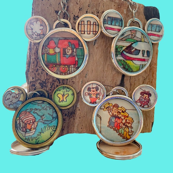 1979 WDW Map keychains - Gem