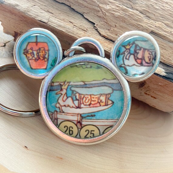 1979 WDW Map keychains - Gem