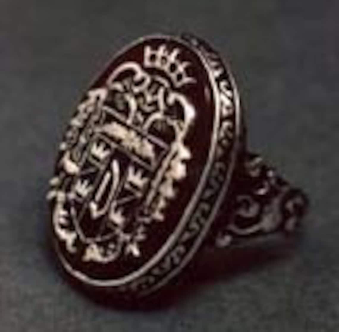 DRACULA CREST RING (the Ultimate Edition) - Etsy