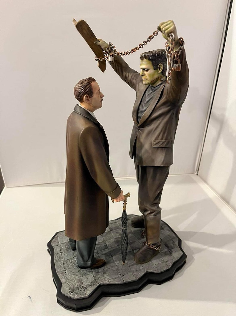 Frankenstein & Ludwig court Confrontation Resin Model Kit - Etsy
