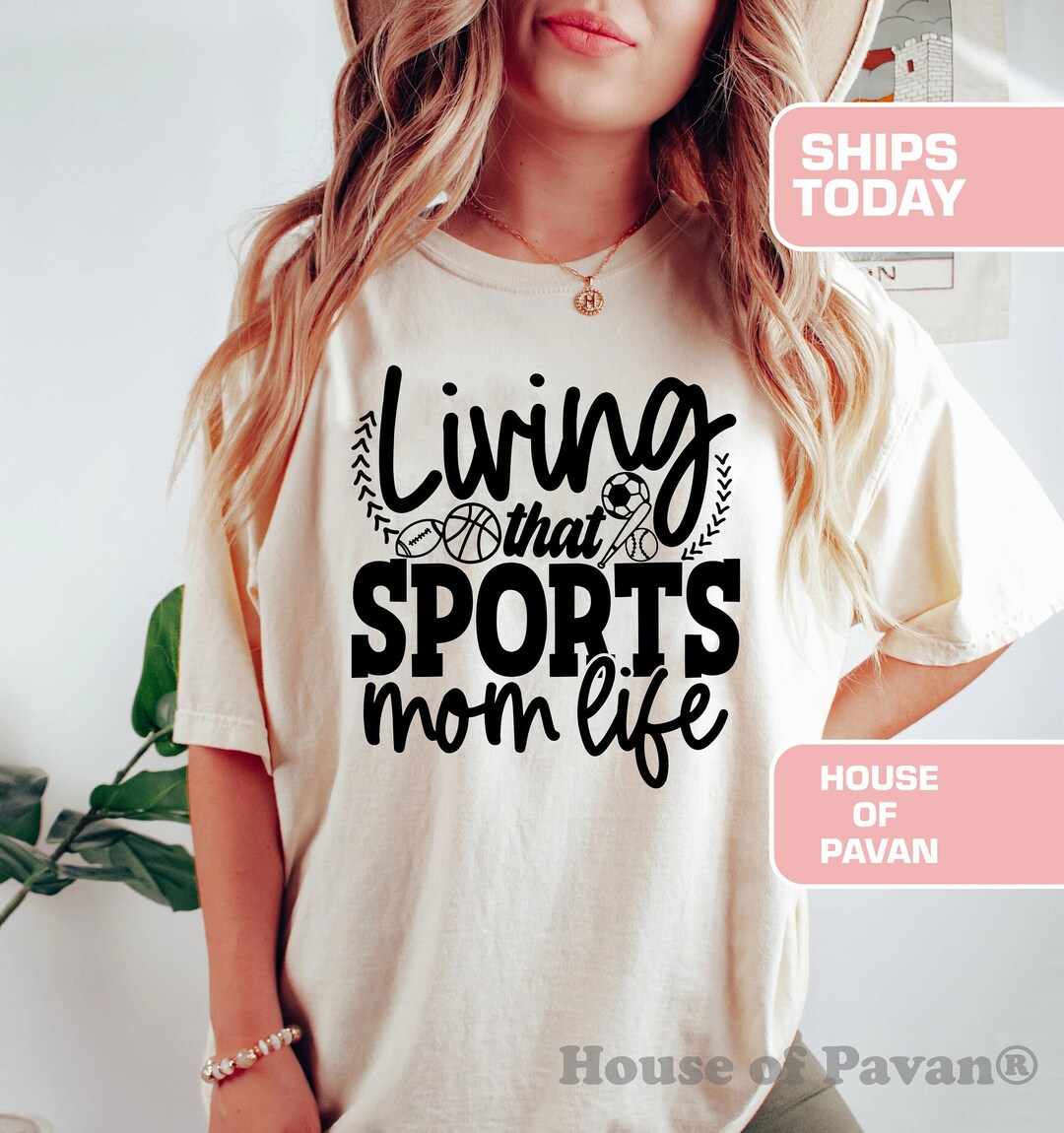 Sports Mom Mom Life Athletic Mom Vintage Style Womens Graphic T