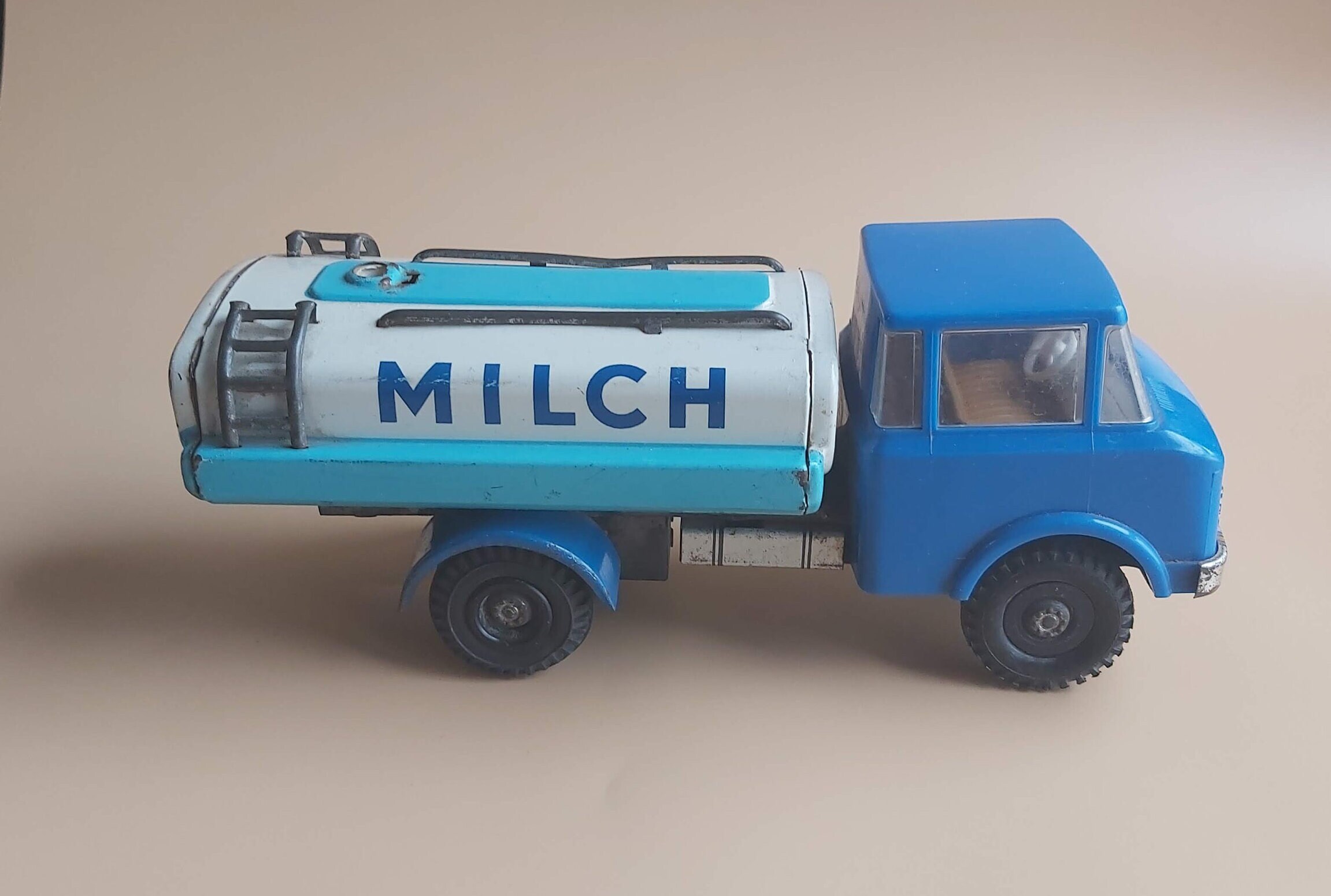 Vintage DDR Friction Toy Tin Car Truck Cistern Milch milk - Etsy