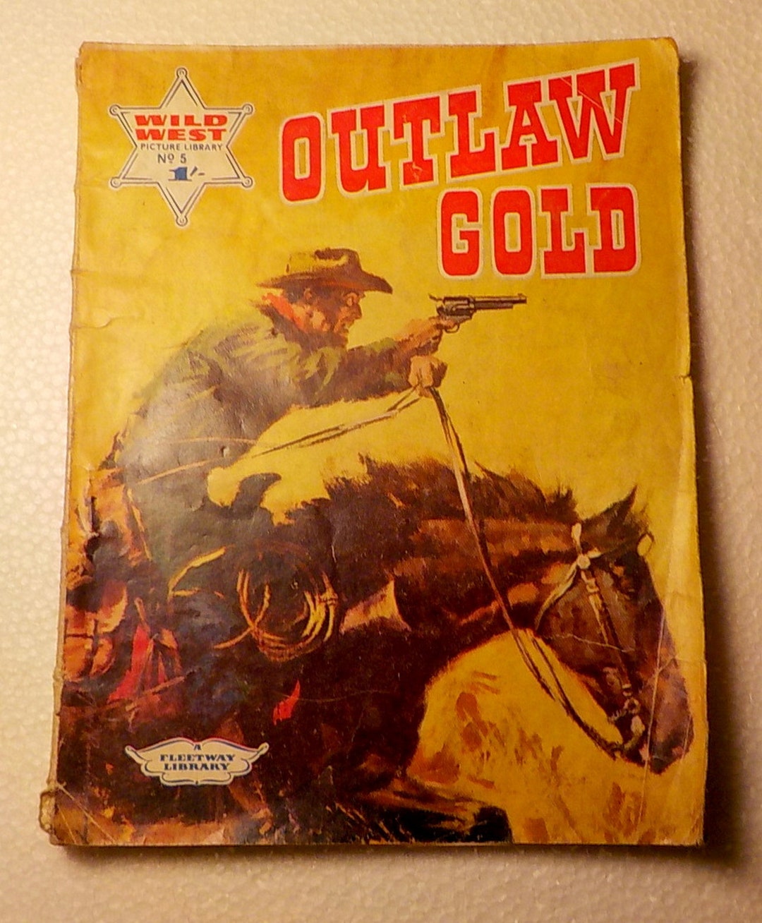 Wild West Picture Library No 5 - Outlaw Gold (july 1966) - Etsy