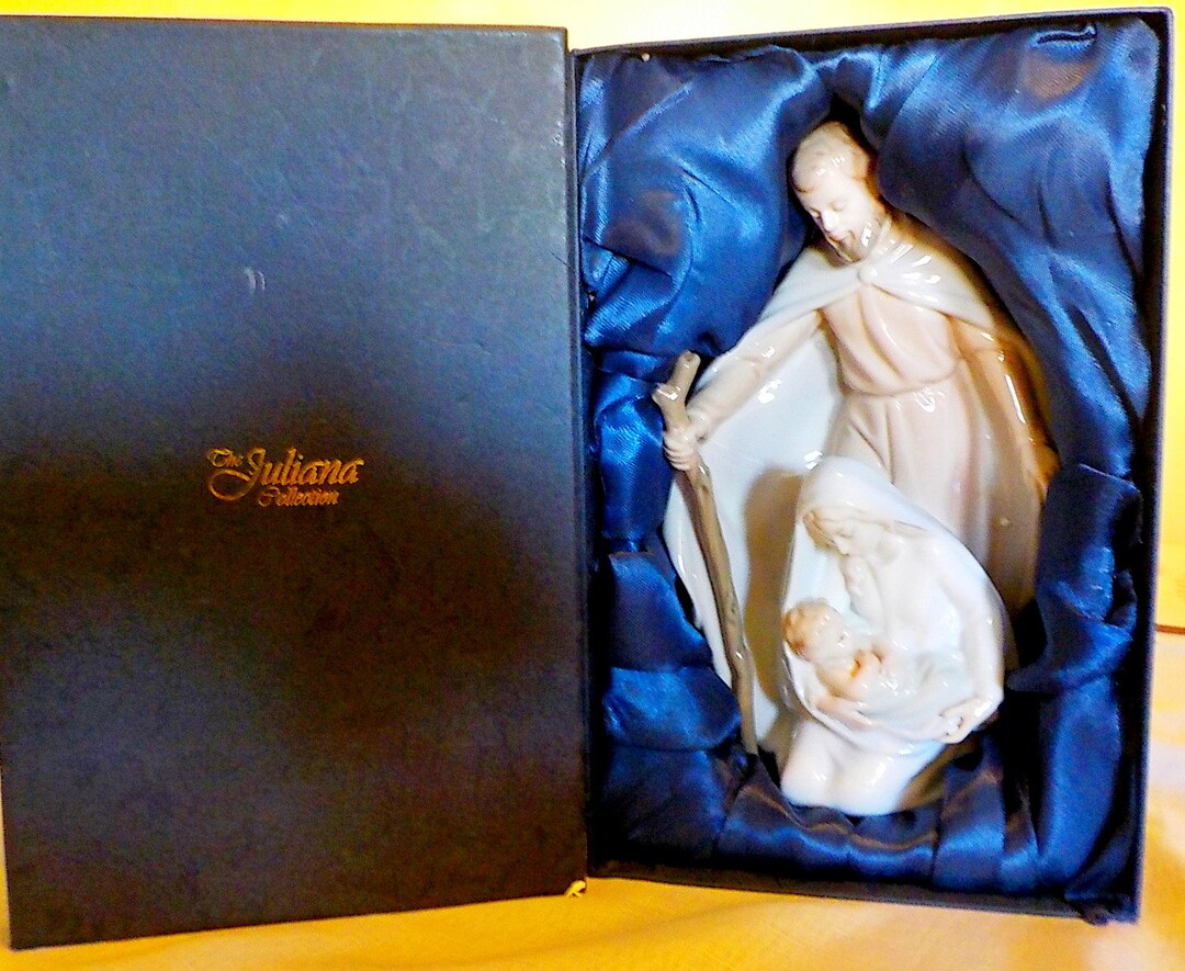 Jesus, Mary and Joseph Figurine From the Juliana Collection 9” (23cm ...