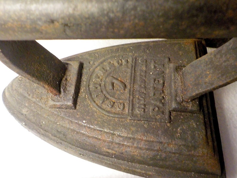 Set of Three Victorian Sad Irons - Etsy