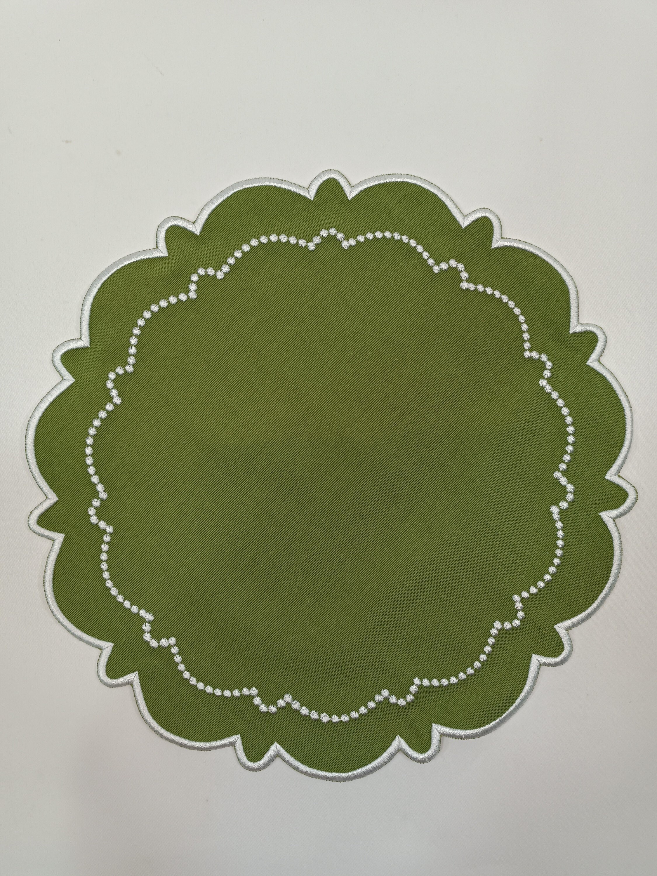 Beautiful Placemats and Napkins Set for 6 | Embroidered Green Modern ...