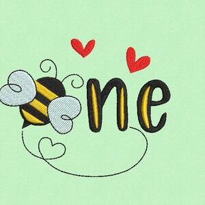 Bee One Embroidery Design, Animal Embroidery Design, Machine Embroidery ...