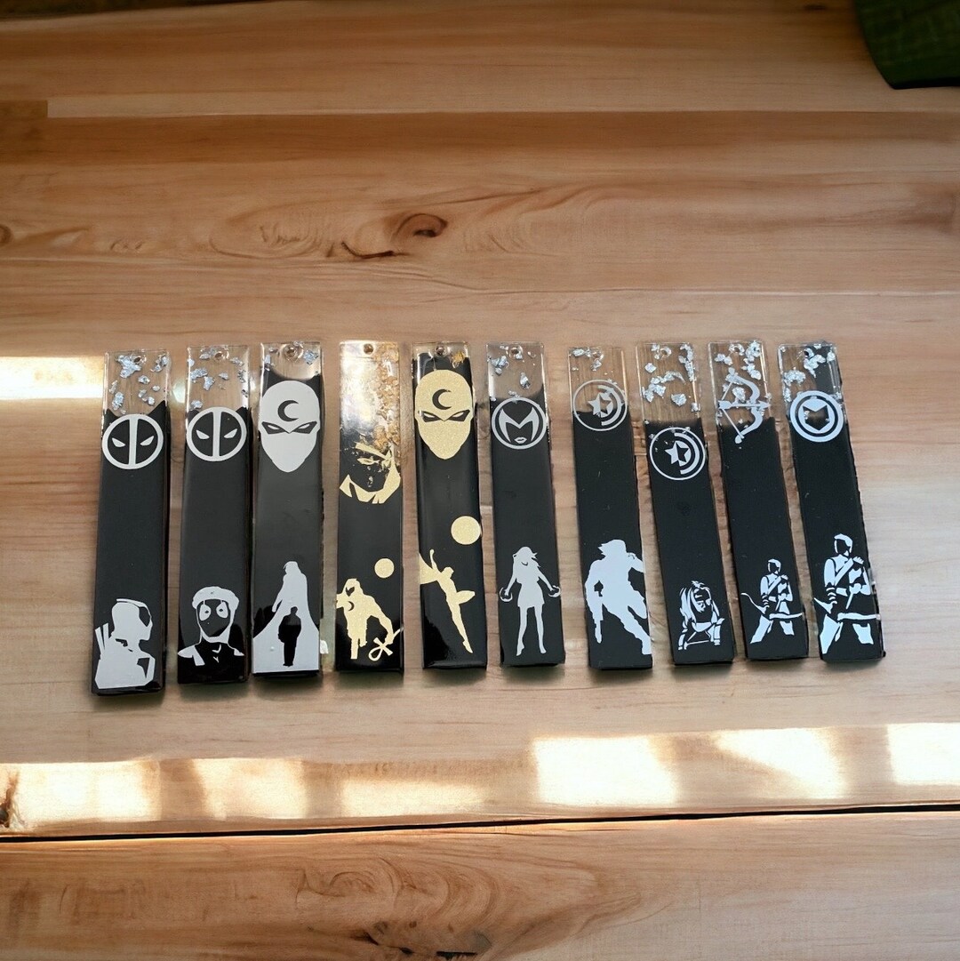 Bookmarks Inspired by the Marvel Universe in Epoxy Resin - Etsy