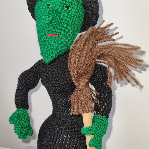 CROCHET PATTERN: Wonderful World of Oz Wicked Witch & Flying - Etsy