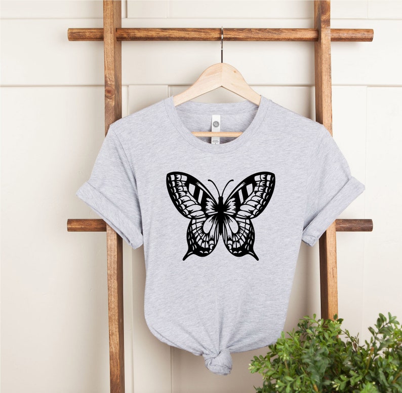 Butterfly T-shirt Gift for Butterfly Lovers Lovely Shirt | Etsy