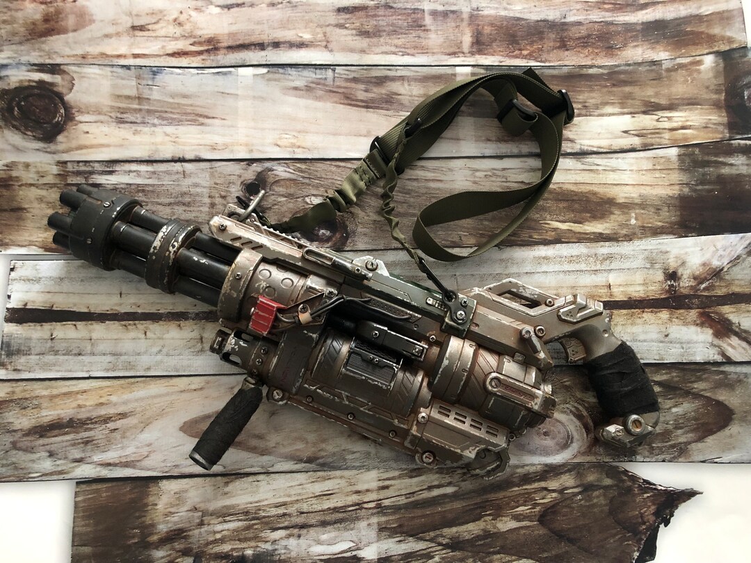 Plastic Fake Cosplay LARP Prop Weathered Sci-fi Science Fiction Blaster ...