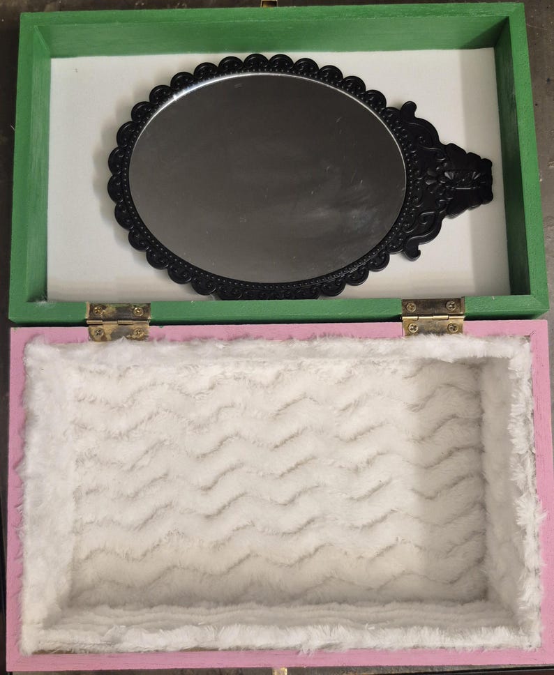 AKA Legacy Box, Alpha Kappa Alpha Sorority Jewelry Organizer - Etsy