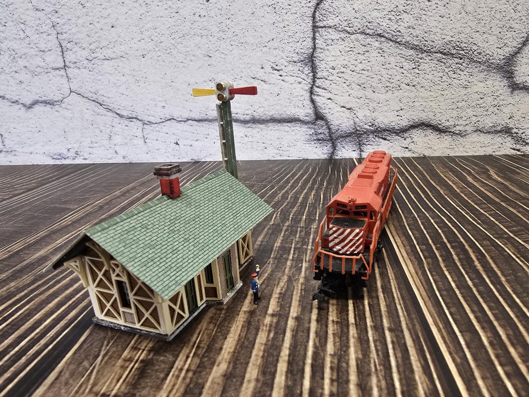 N Scale Ready Built Stewart Depot Building Model Railroad Layouts ...