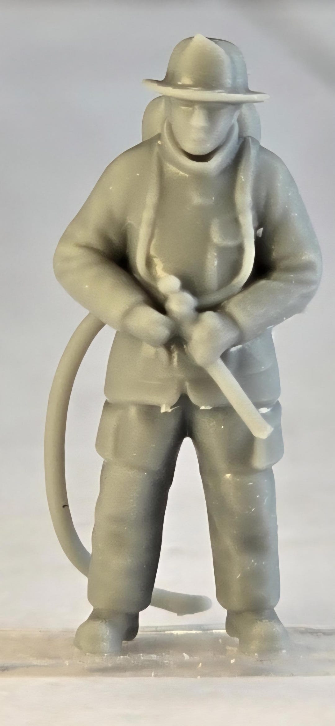 28mm Scale Resin Printed Fireman With Hose – Diorama, Doll Houses ...