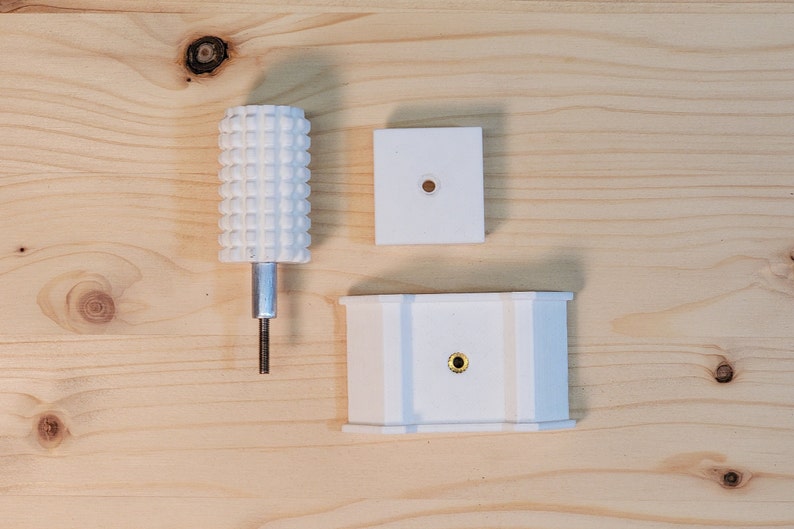 HO Scale TRACK CLEANER Kit With 4 Cleaning Pads Included 3D - Etsy