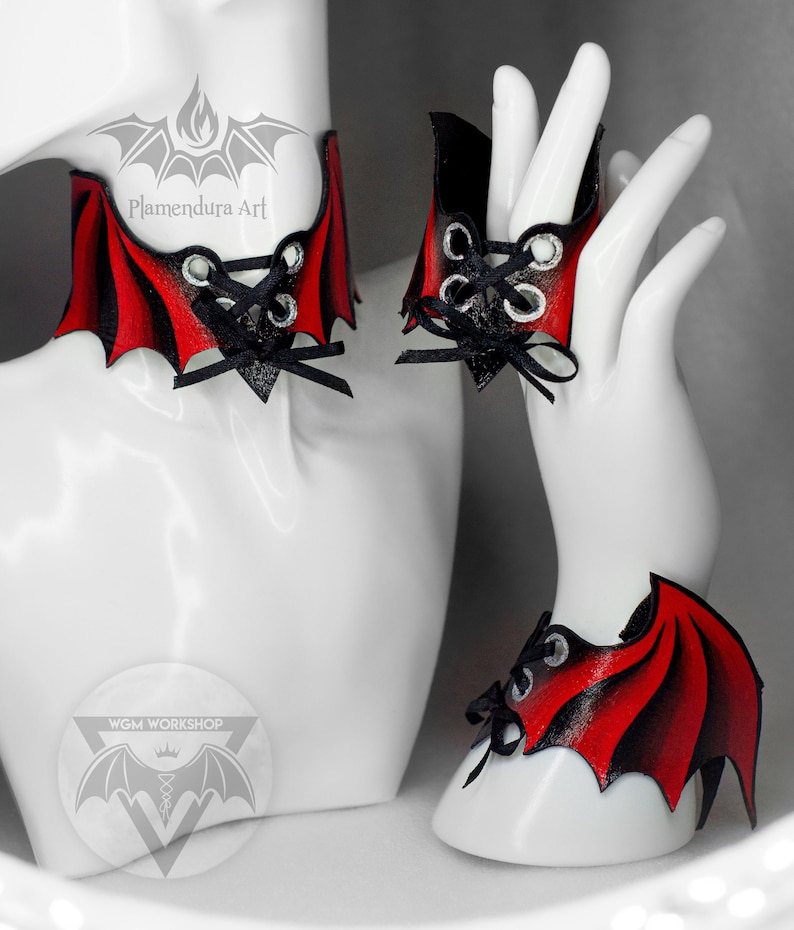RED BAT WINGS Corset Set Choker & Bracelets Hand-painted Cuffs Gothic ...