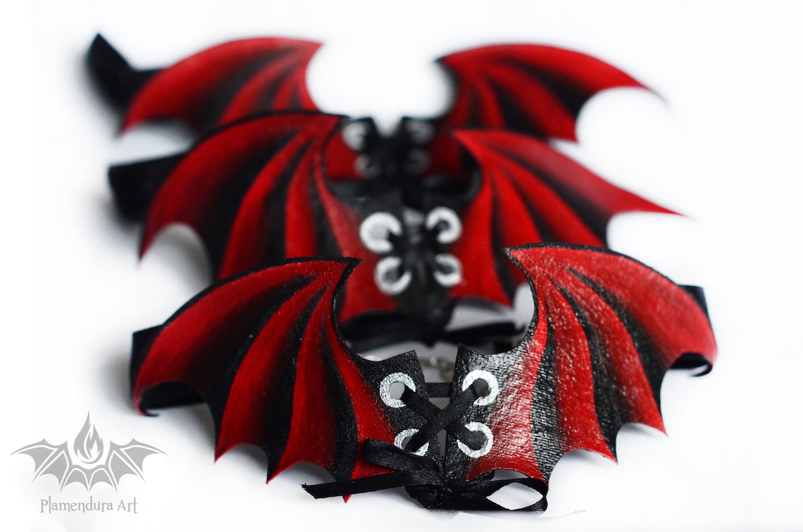RED BAT WINGS Corset Set Choker & Bracelets Hand-painted Cuffs Gothic ...