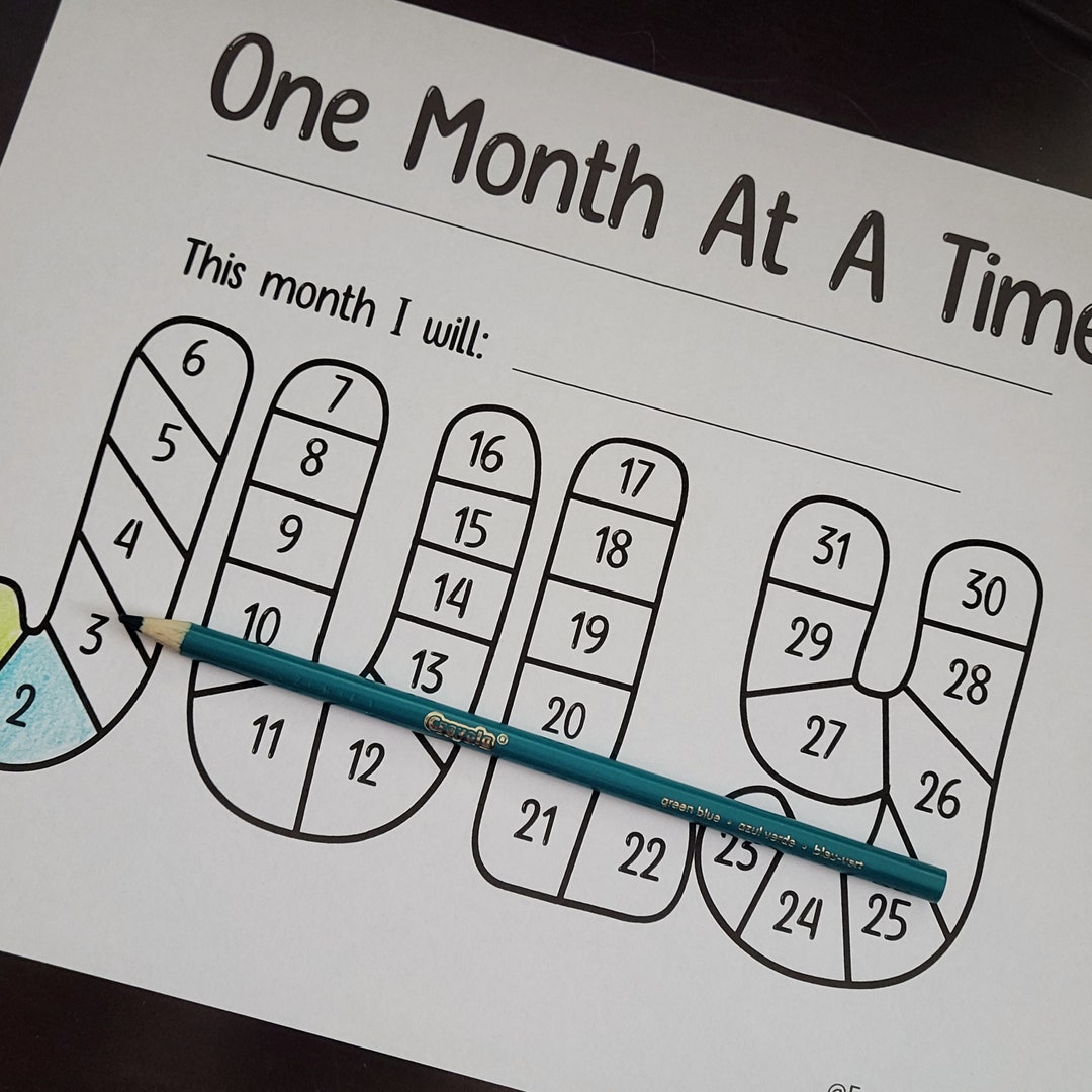Win July! July Monthly Tracker - Etsy