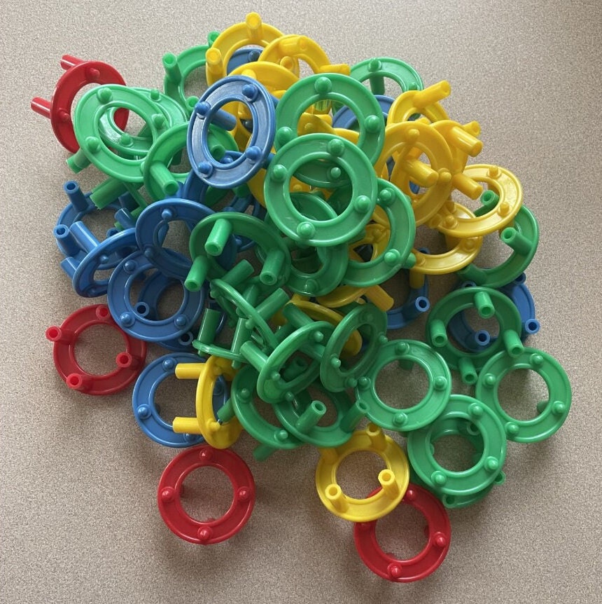 Vintage Ringa-majigs Building Toy From Molenaar Inc., 1973 Ringa-majigs ...