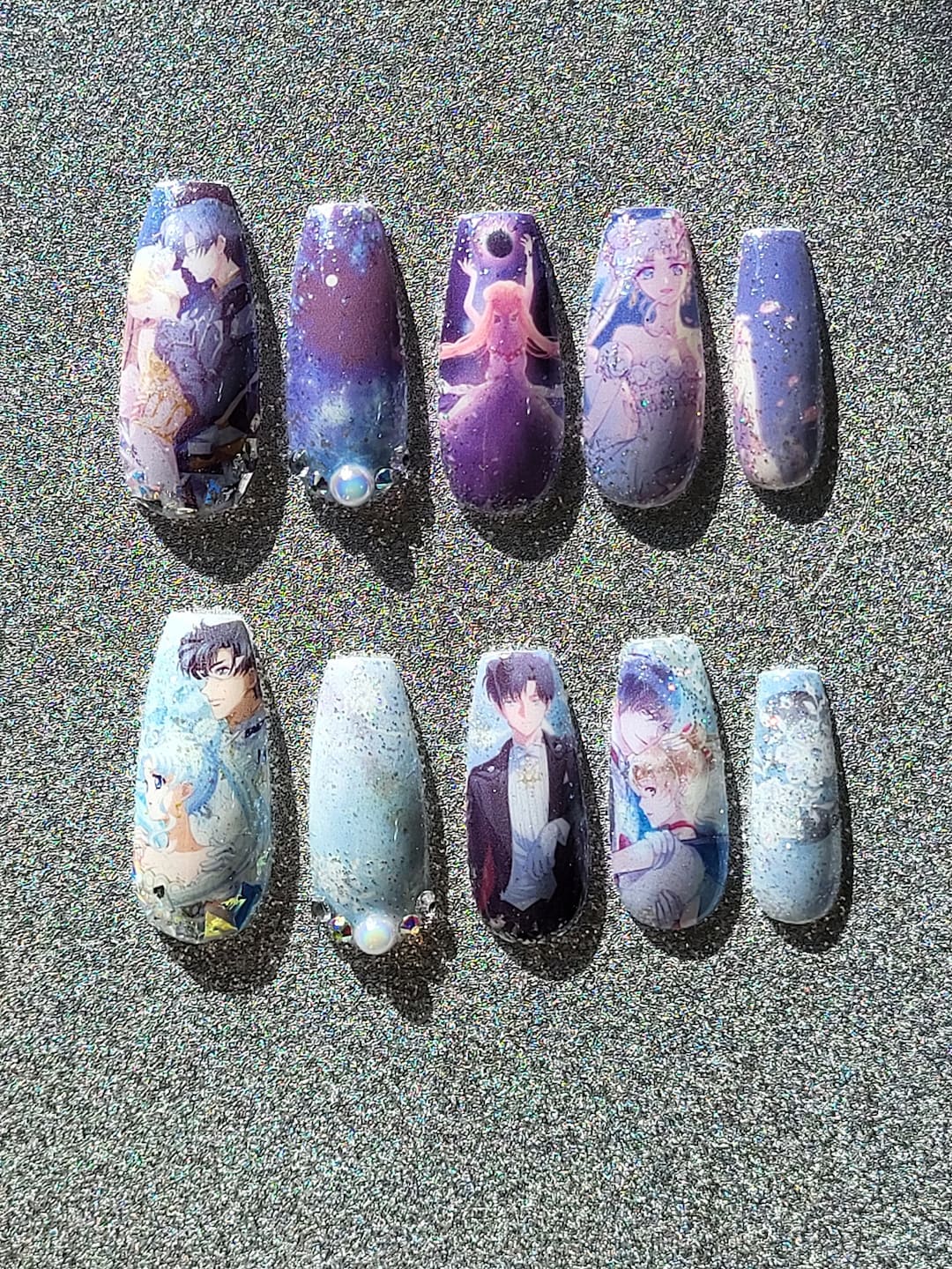 Sailor Moon | Usagi & Mamoru | Contrasting Light/dark | Sparkly Acrylic ...