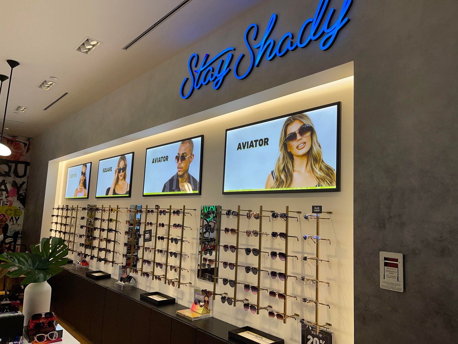 New Wall Mounted Black/silver Color Aluminum Snap Clip Frame ...