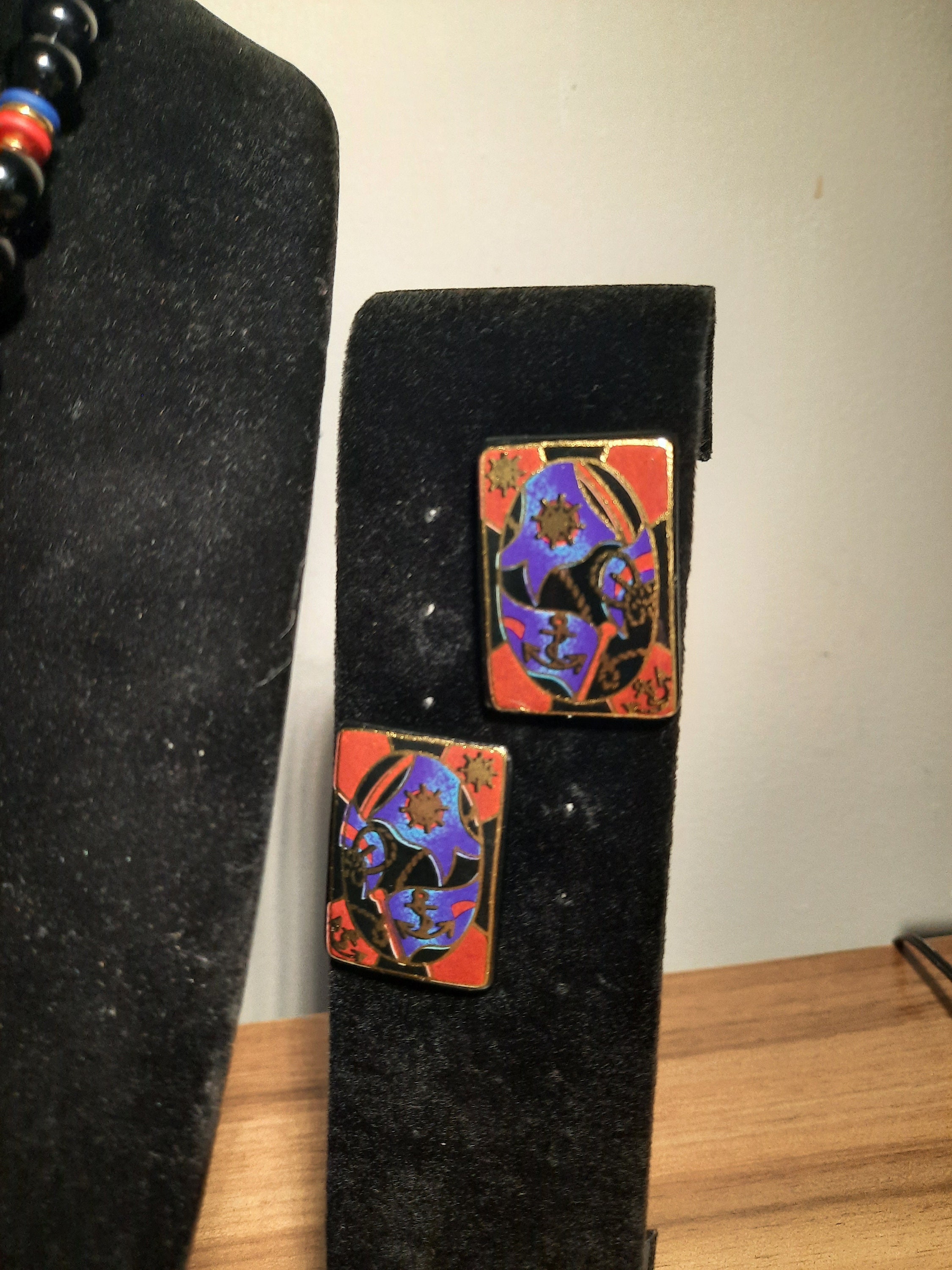 Vintage Japan Lee Sands Gold Tone Metal Lacquered Black Lucite Necklace ...