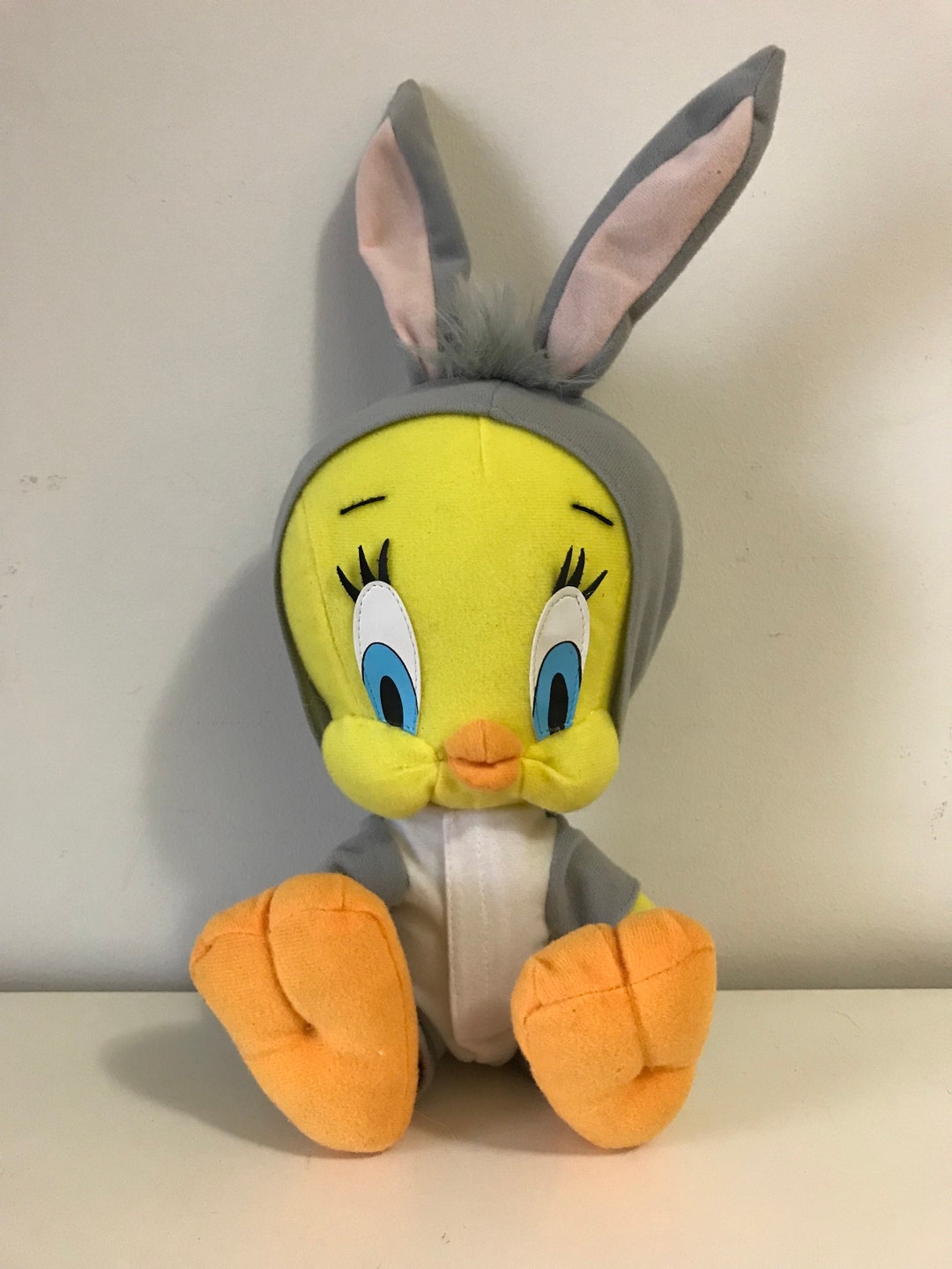 2000 Looney Tunes Tweety Bird Plush Dressed as Bugs Bunny 12 - Etsy