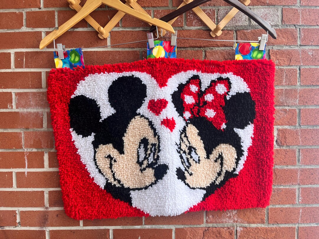 Vintage Mickey and Minnie Mouse Latch Hook Rug Wall Hanging - Kids ...