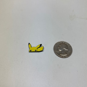 Peeking Pikachu Enamel Pin - Etsy