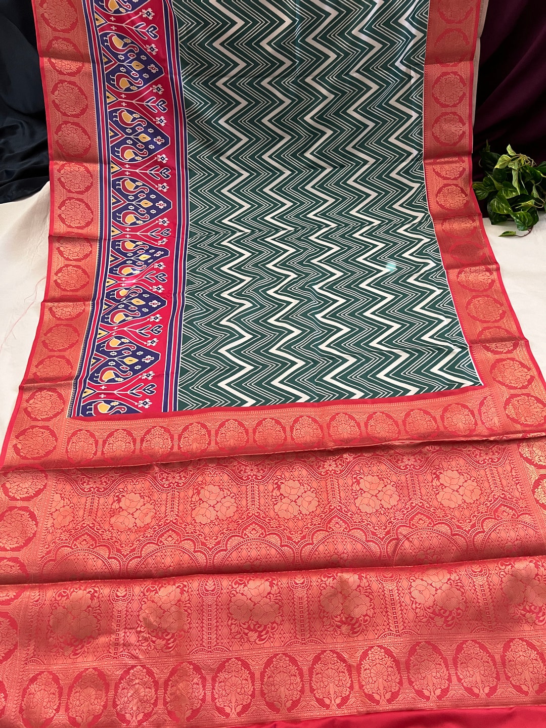 IKKAT Soft Silk Saree: Green Lahari Design, Gold Zari Kanchi Border - Etsy