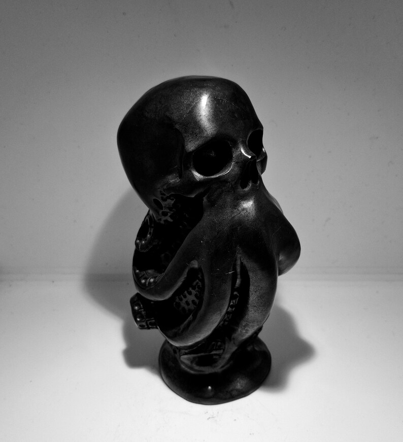 Shungite Nautiloid Cthulhu Skull - Etsy