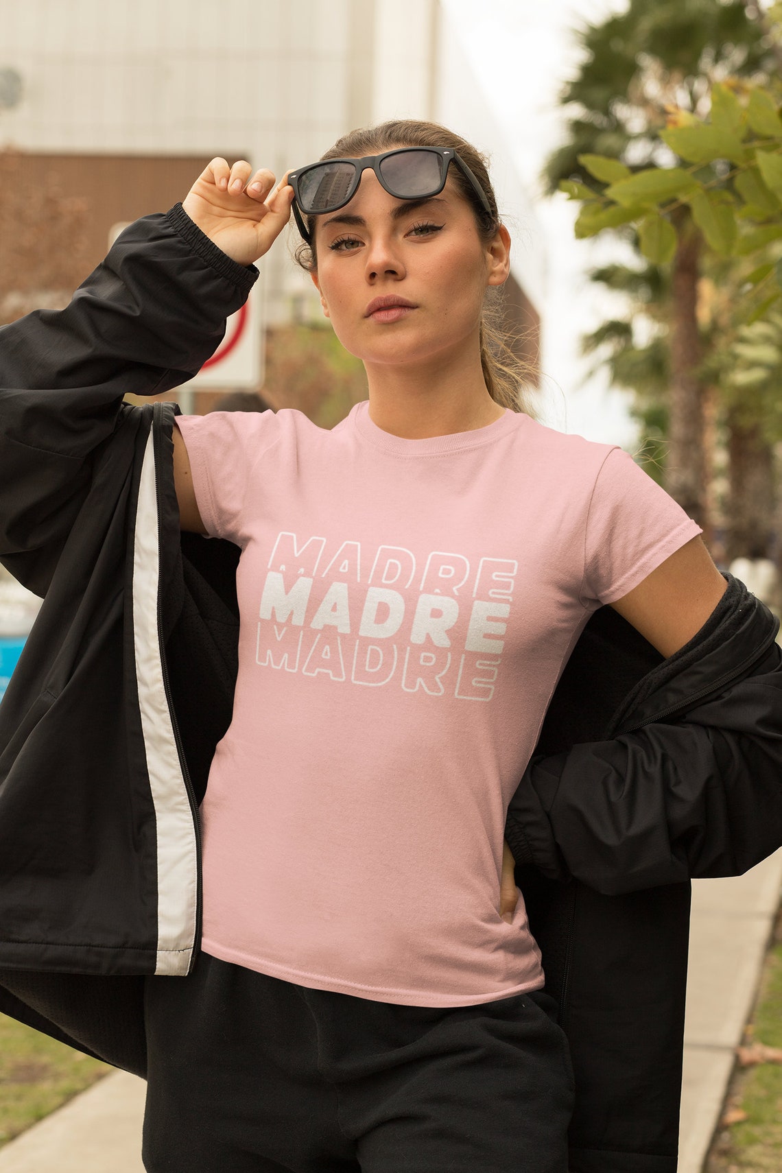 Madre T-shirts, Mother's Day Gift Idea, Camisas Para El Día De La Madre ...