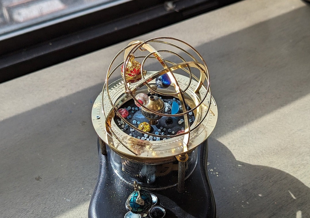 Intricate Clock Orrery Solar System Model Moving Planets Rotating ...