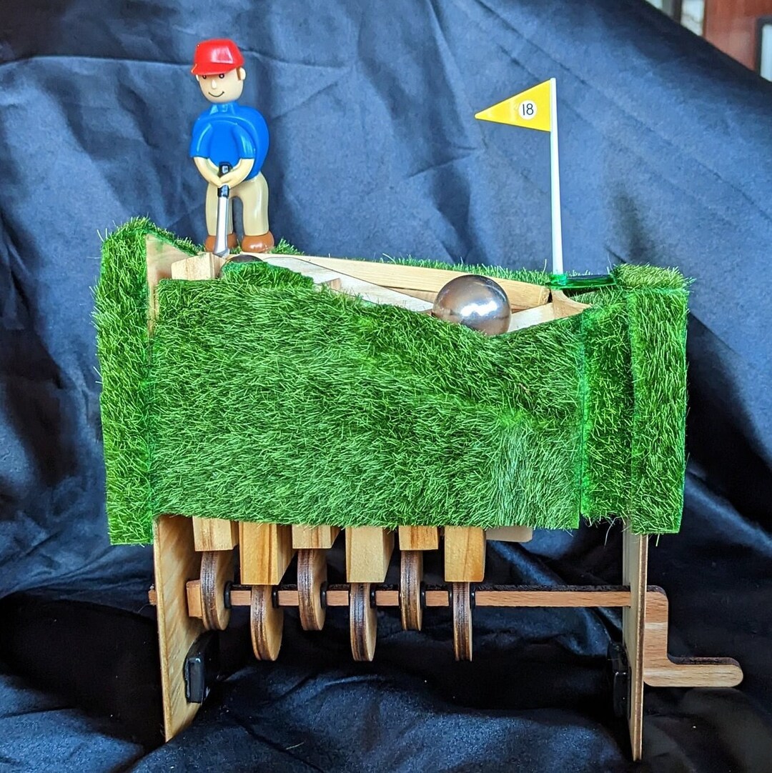 Automaton Golf Moving Golfer Diorama Micro Golf Course Putting Driving ...