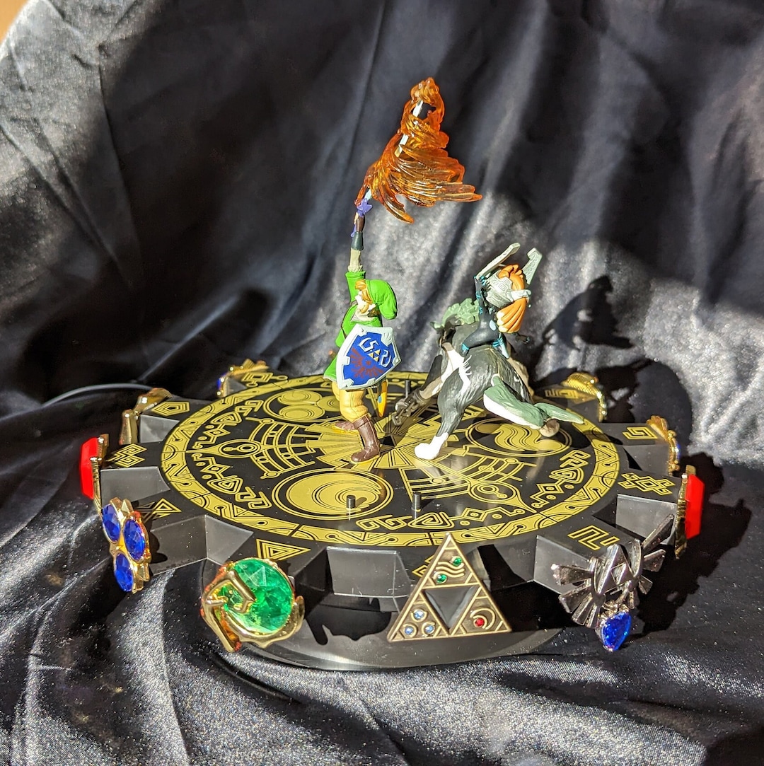 Rotating Zelda Moving Sword Shrine, Door of Time Gear Laser Fire Power ...
